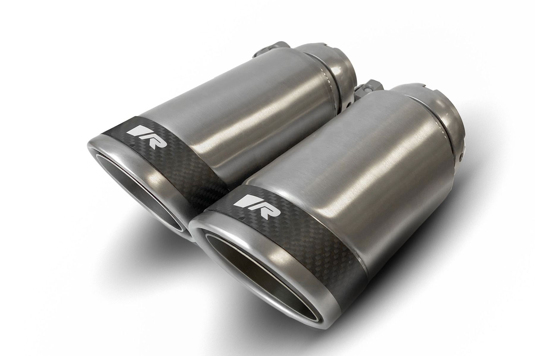 L/R Sport exhaust centered with 2 integrated valves (selectable tail ...